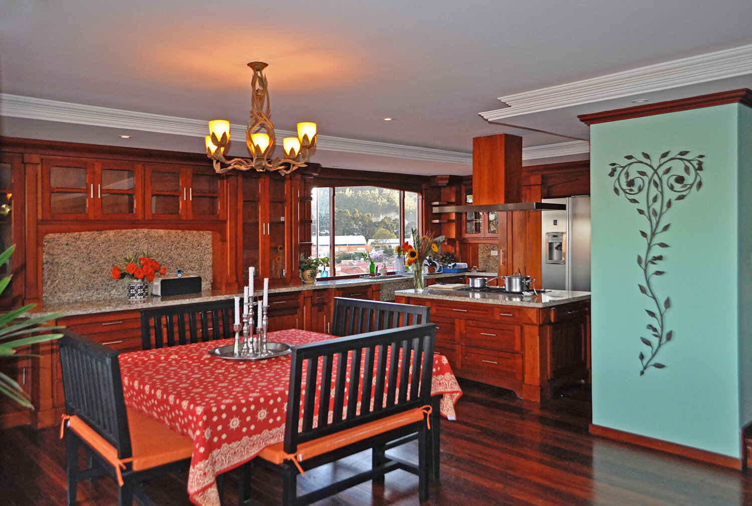 DESIGN — Jeffrey Becom