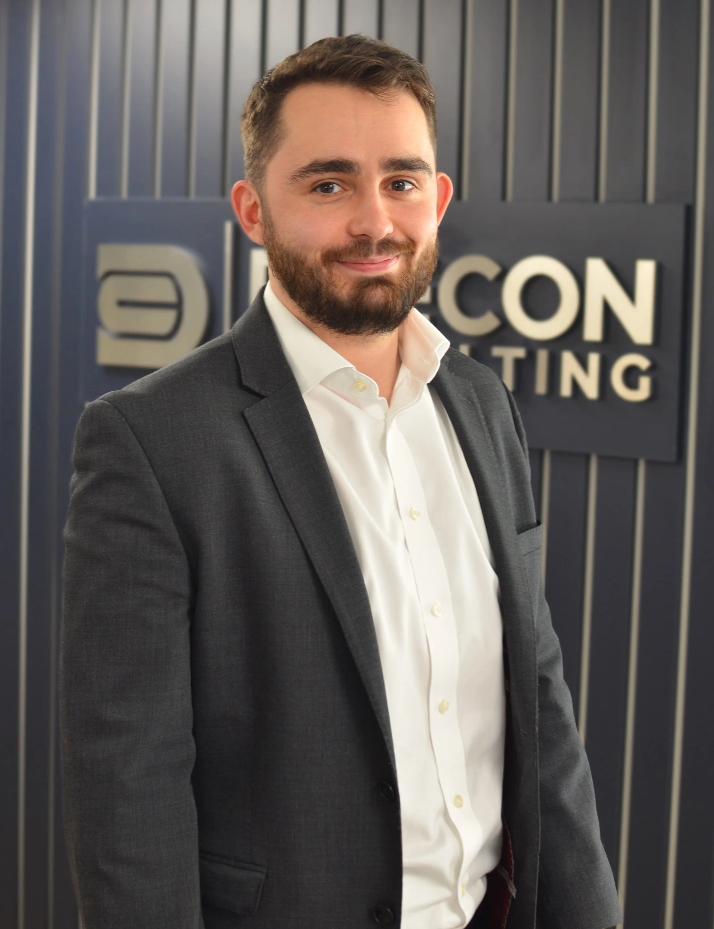 Research & Strategy — Deecon Consulting