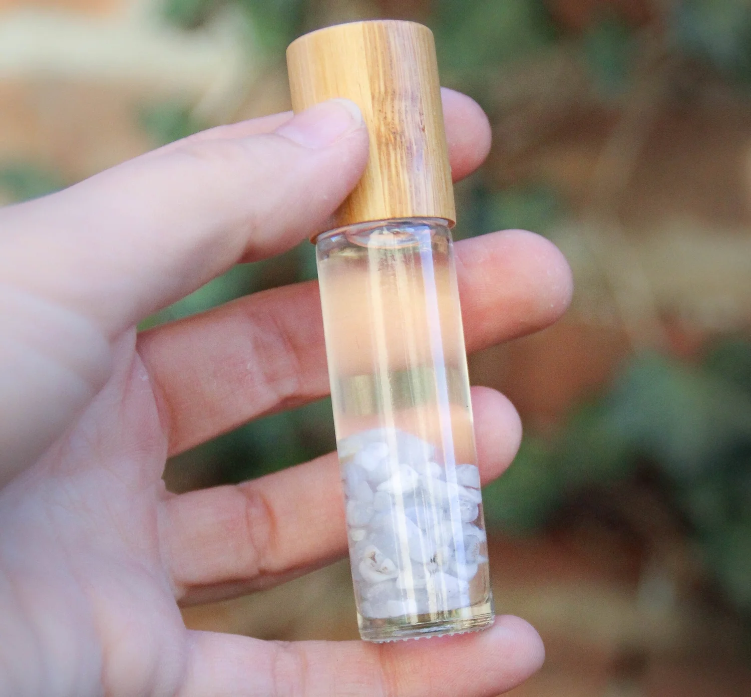 DIY Thyroid Healing Essential Oil Recipe — Ivy+Light