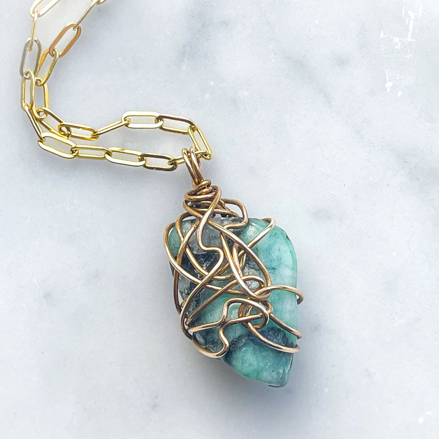 Dainty Raw Emerald Necklace | May Birthstone — Ivy+Light