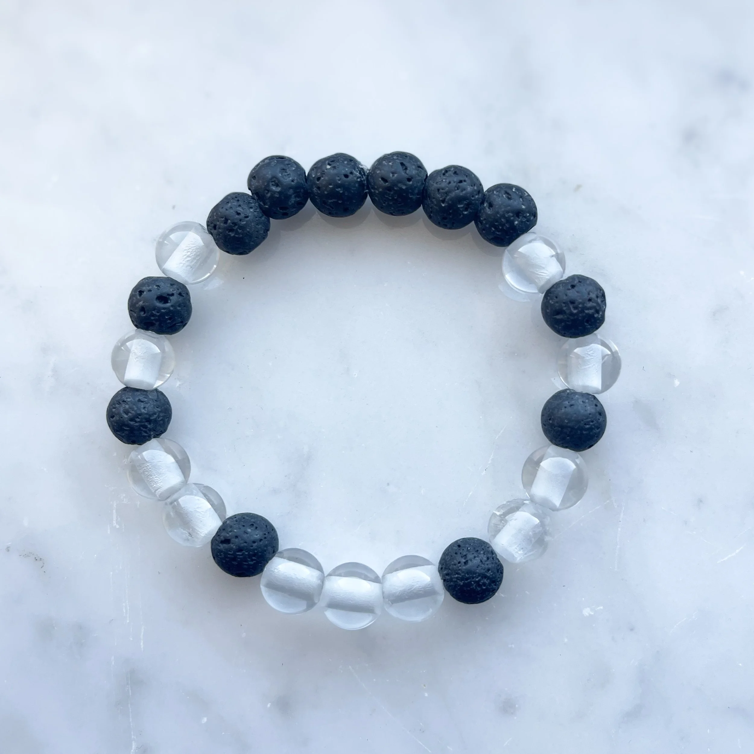 A Comprehensive Guide to Using Aromatherapy Jewelry: Unlock the Healing ...