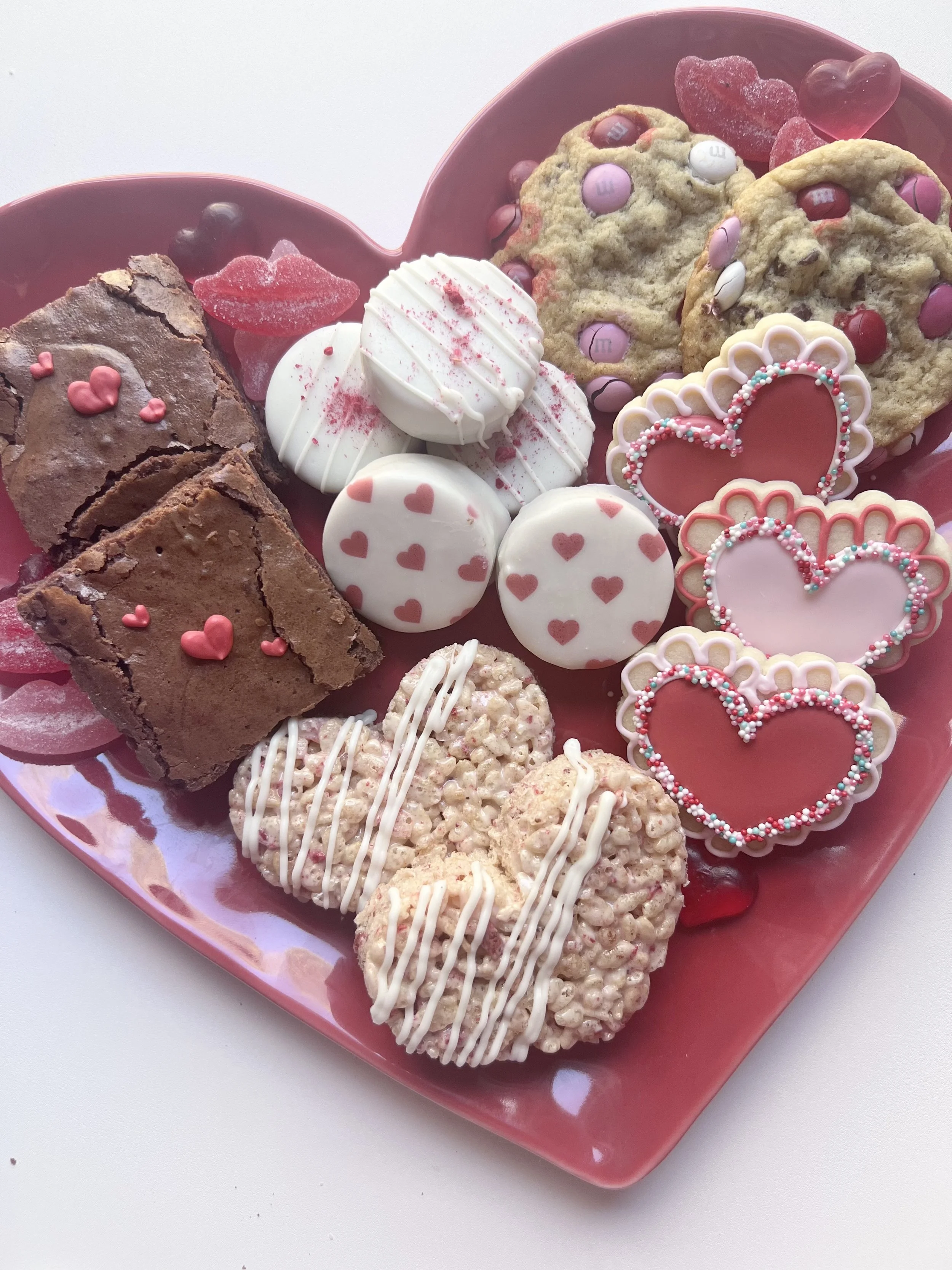 Seasonal Sugar Cookies and Cakes — Sweet Honeysuckle Bakeshop