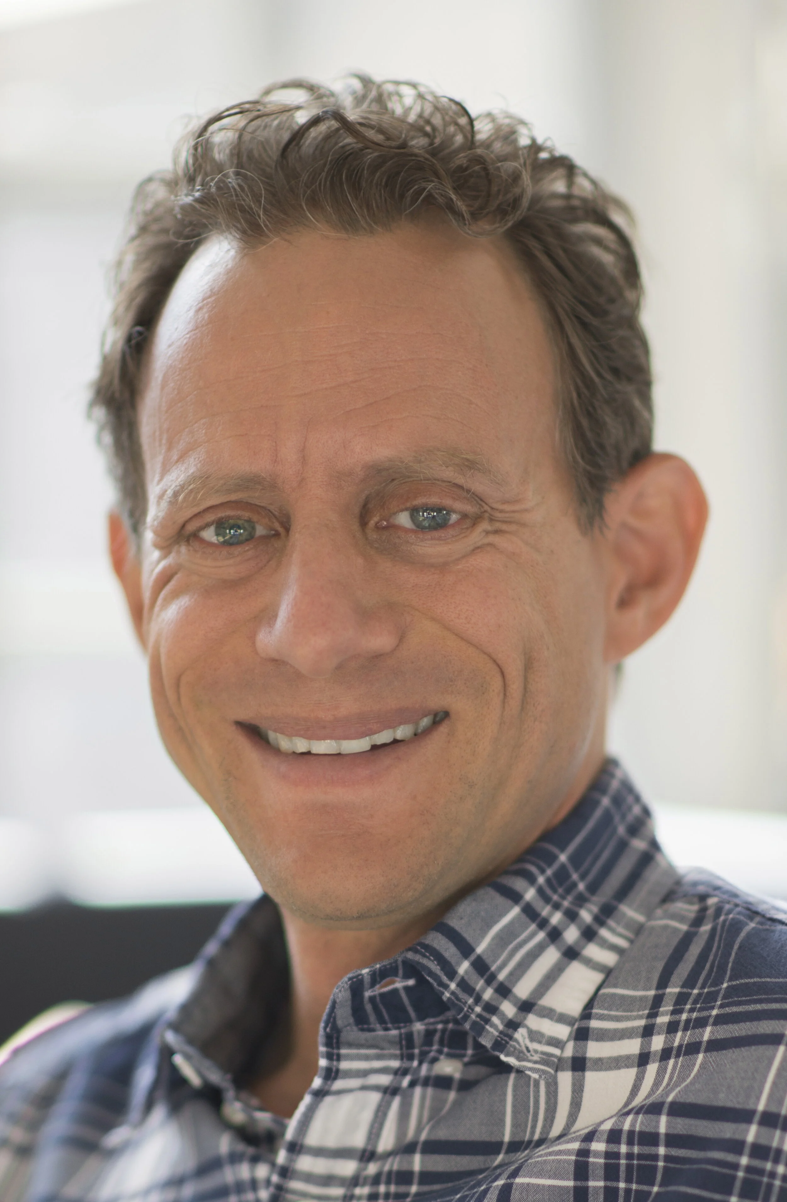 Stuart Gibbs: NYT Bestselling Author of the Children's Series "Spy ...