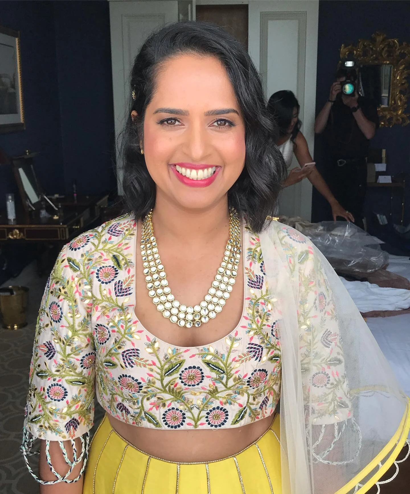 SARAH JANE MACINNES MAKEUP