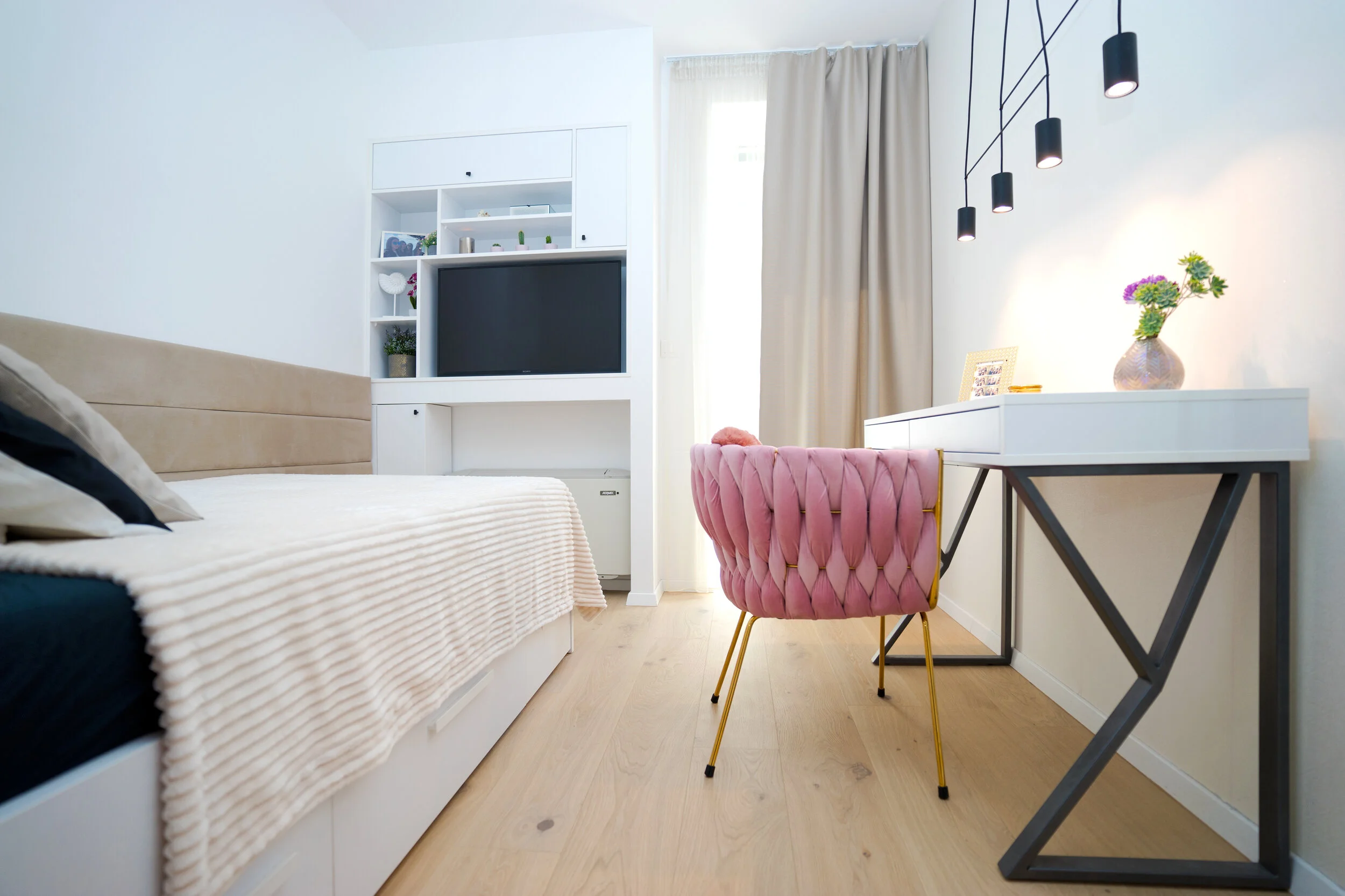 Galerija Stan — PLAN 4