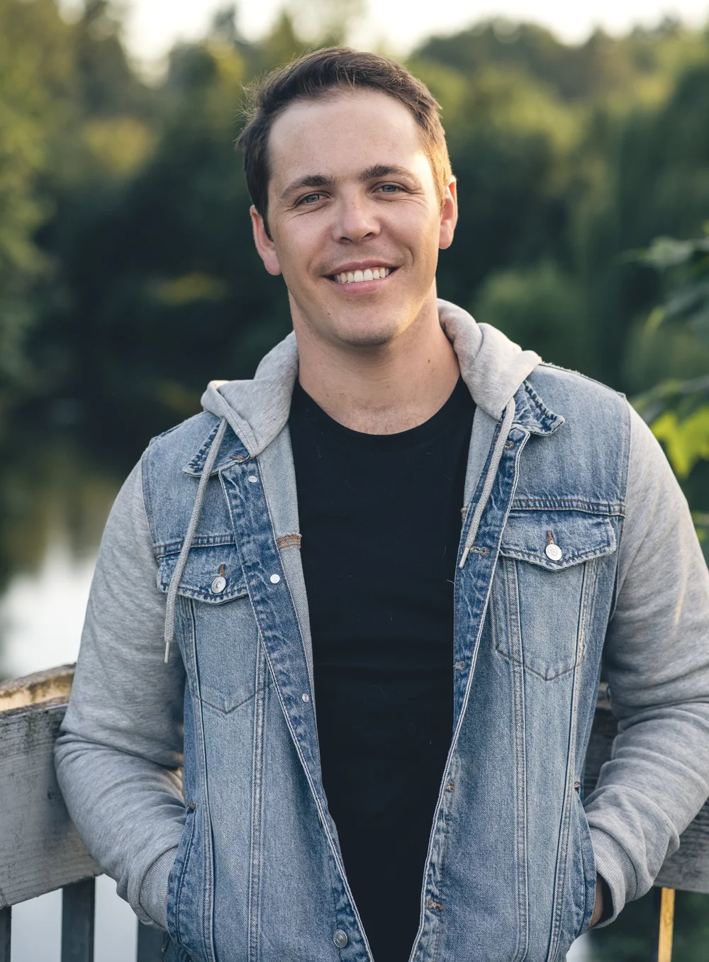 Seattle Dating Profile Photographer — Jamison Weeks Photography