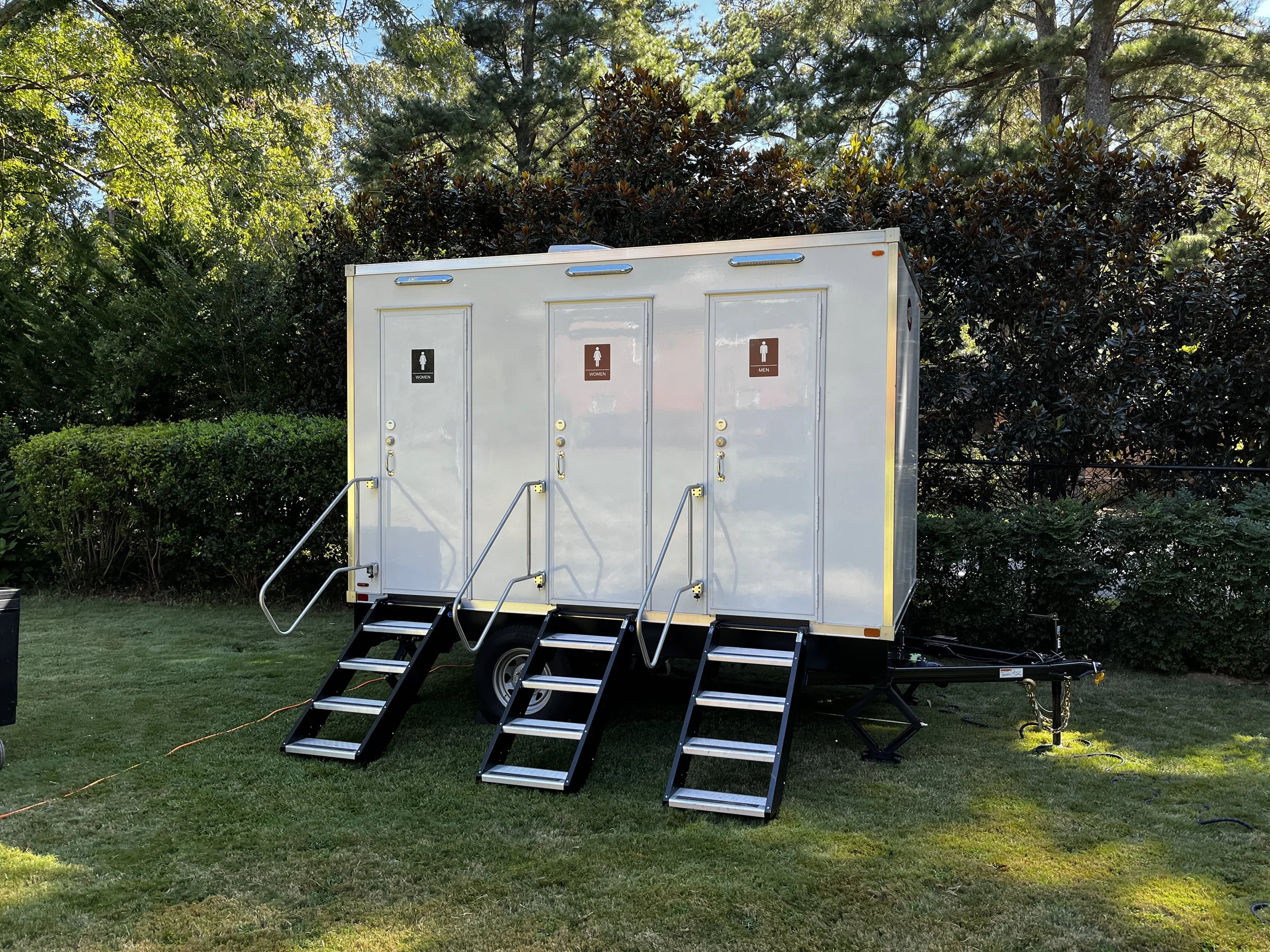 Luxury Restrooms Trailers — Home