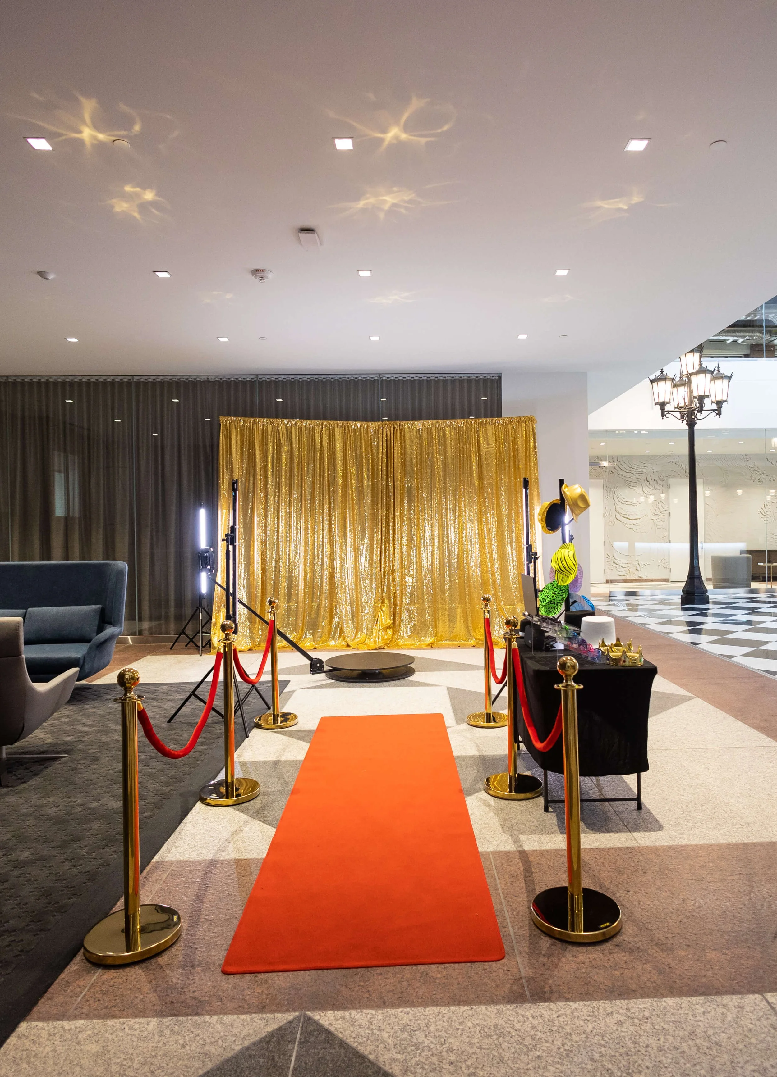 Texas 360 Photo Booth Rental - 360 Video Booth — OneAway Studios | San ...