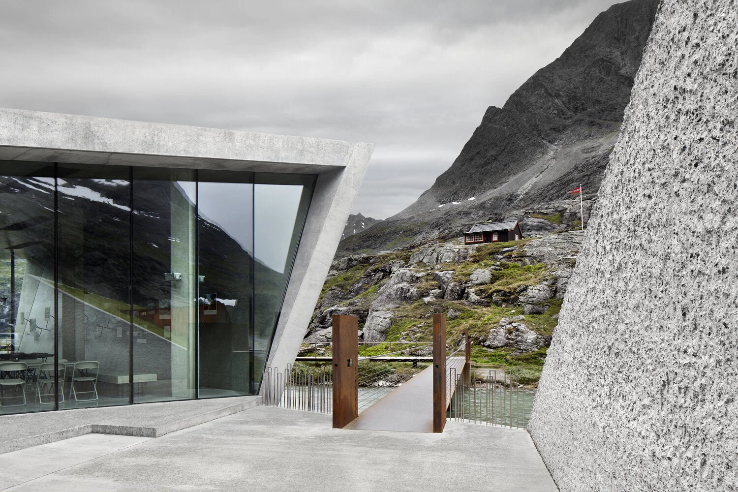 Trollstigen Visitor Centre — Reiulf Ramstad Arkitekter