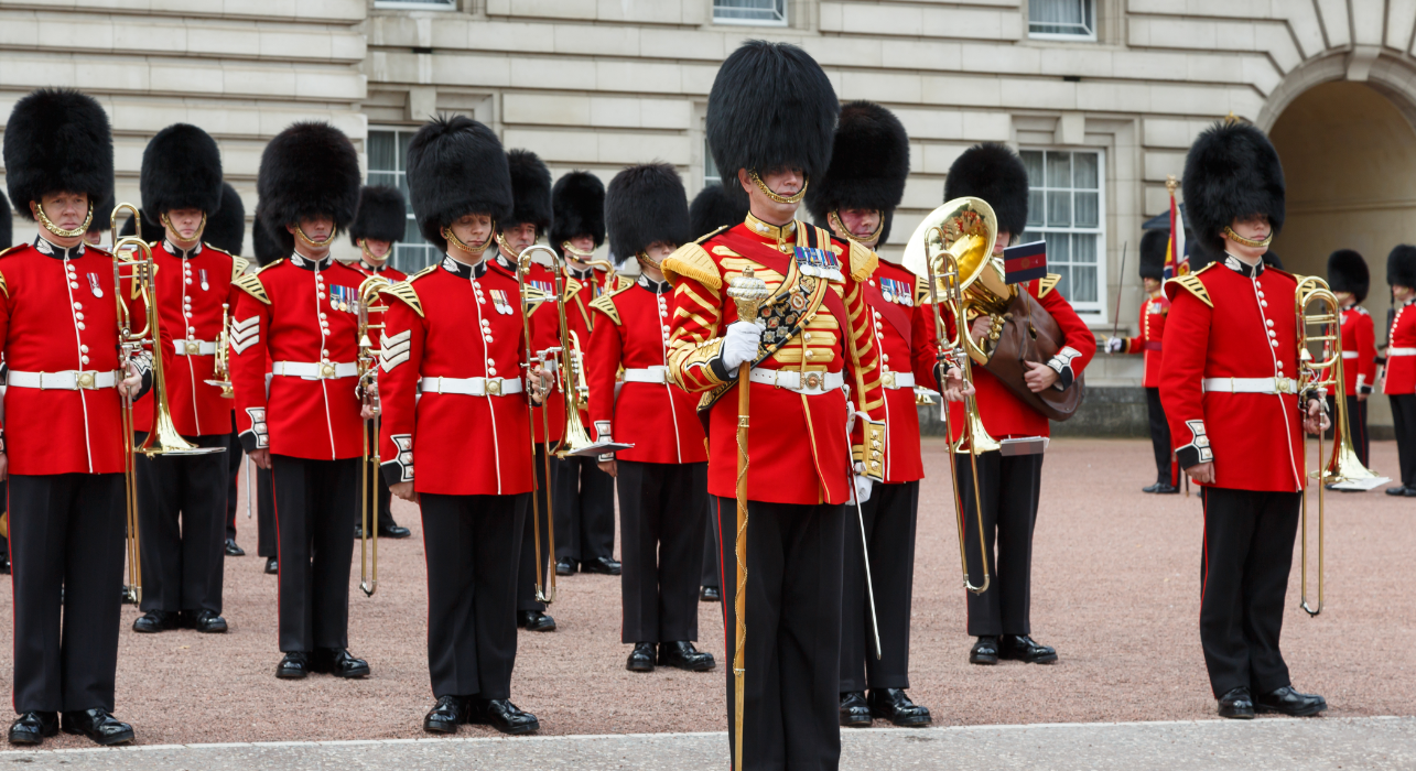 Changing of the Guard London Tour