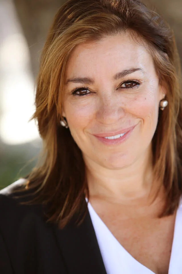 Alexandra Guzmán, LMFT, SEP - Therapist in Woodland Hills, CA
