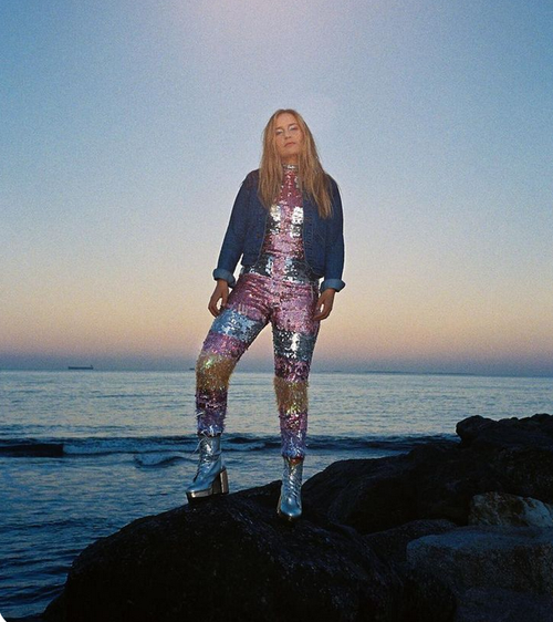 Women Mind the Water Artivist Series, Holly Rankin, singer/songwriter ...