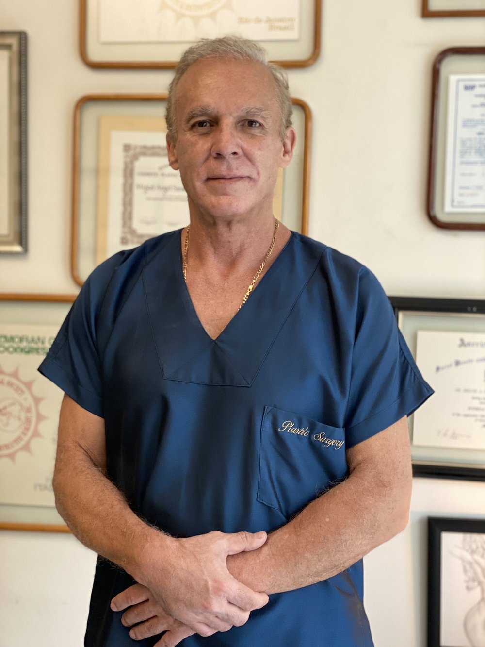Dr. Sánchez Morán Garcia - Cirujano Plástico