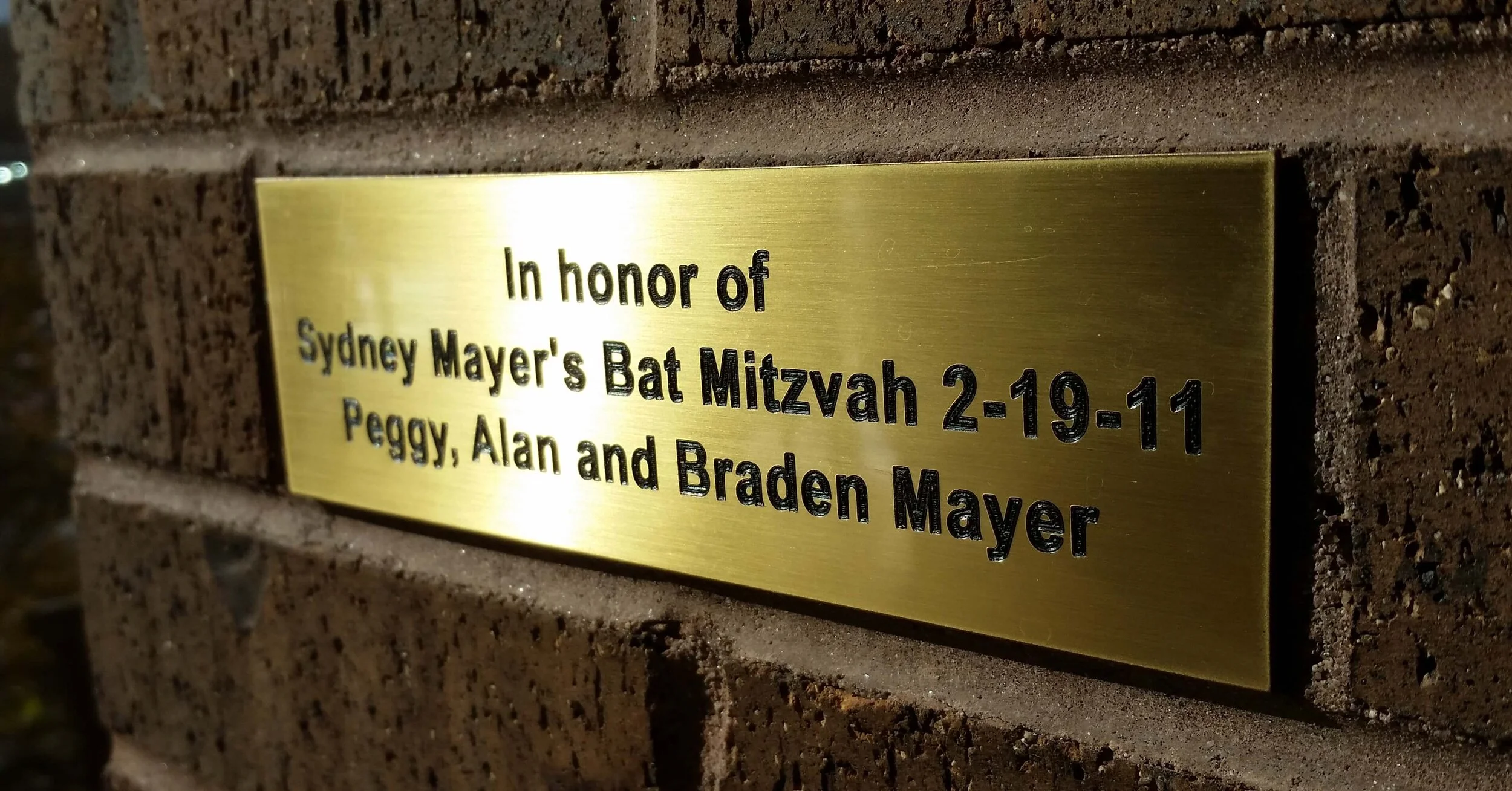 Tribute Plaques to Honor Loved Ones | Jewish Family Service