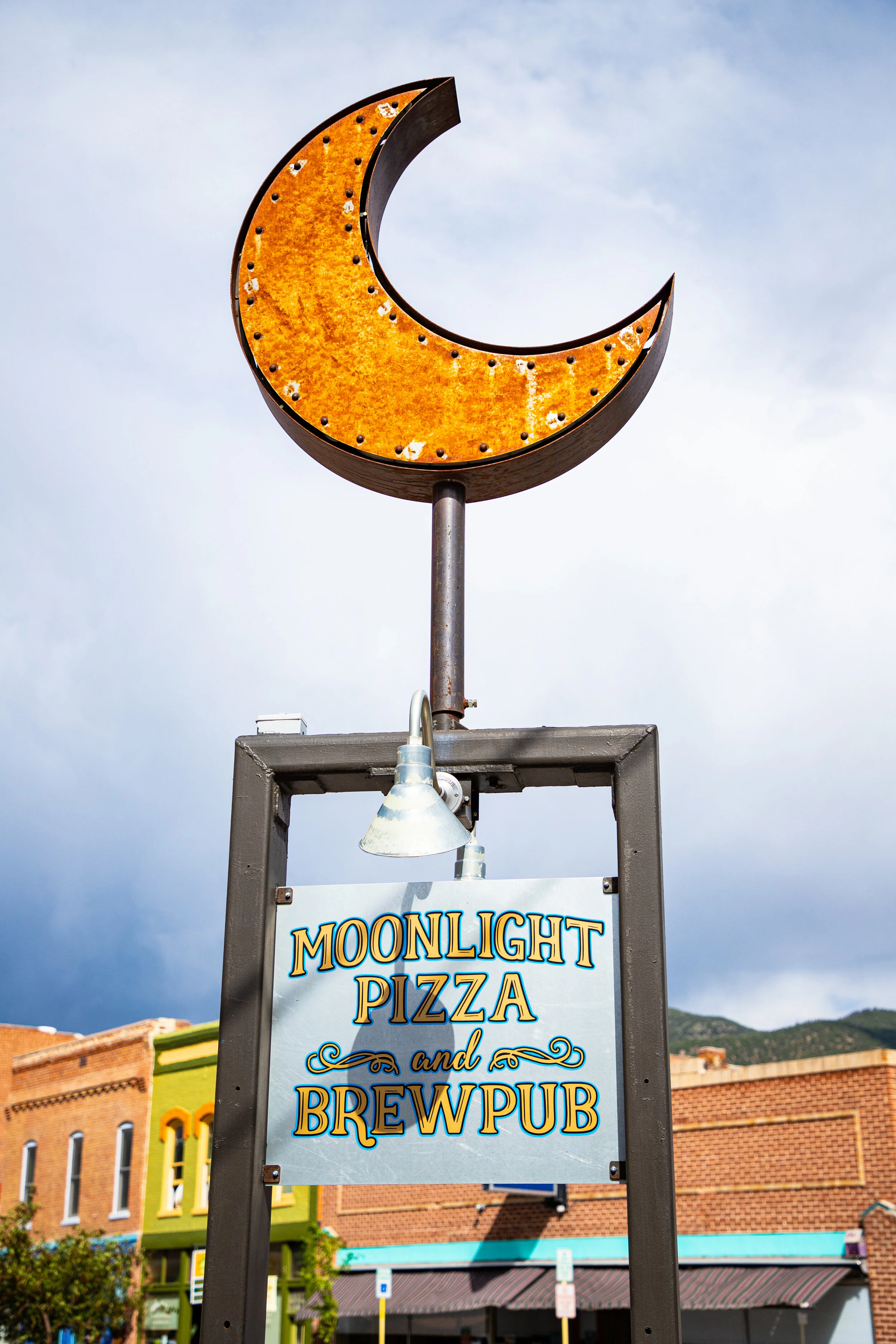 Our Story — Moonlight Pizza & Brewpub