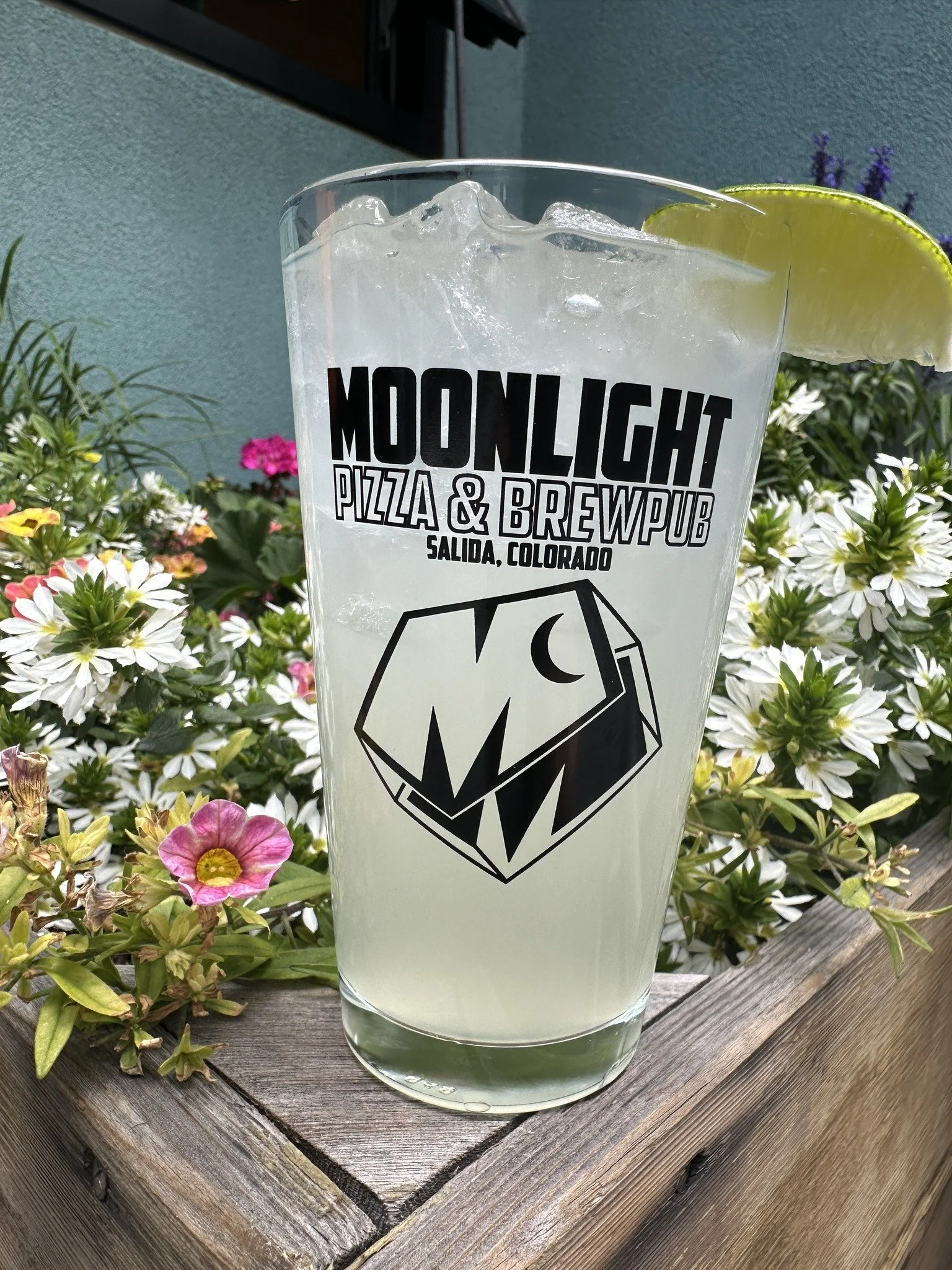 Moonlight Monday with Blue Elements at Moonlight Pizza & Brewpub ...