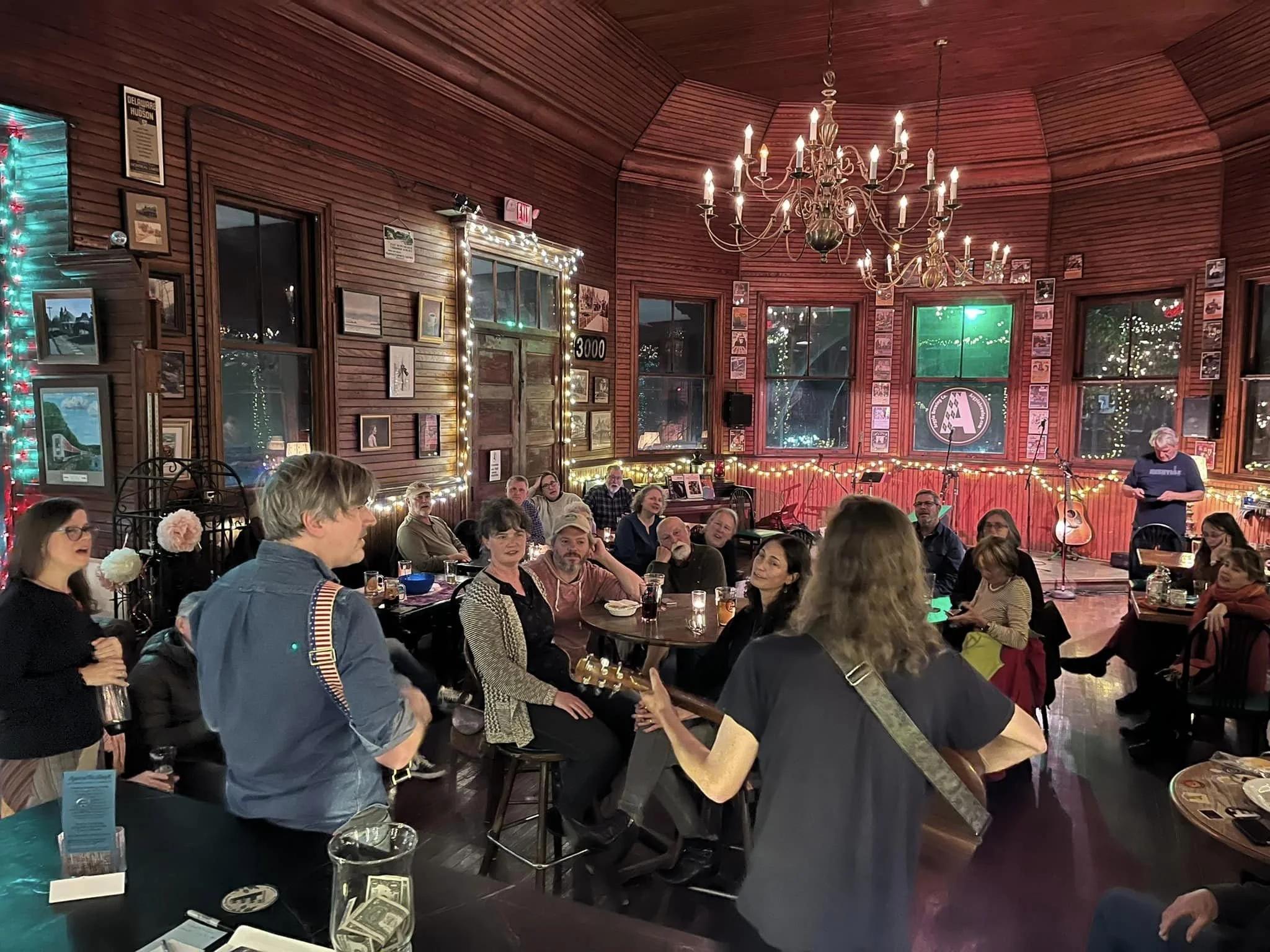 Dead to the Core: An acoustic celebration of the Grateful Dead ...