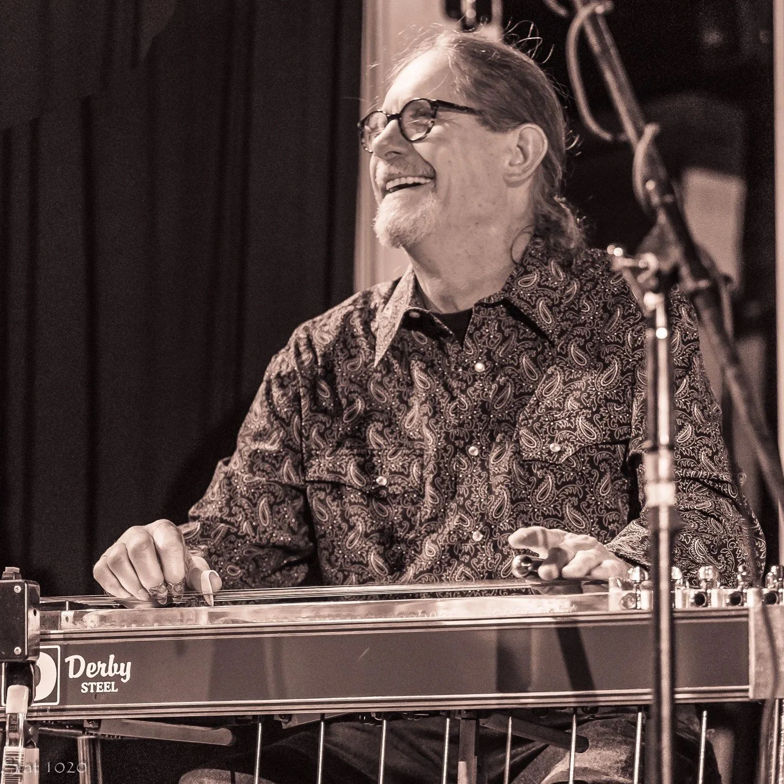 Dead to the Core: An acoustic celebration of the Grateful Dead ...