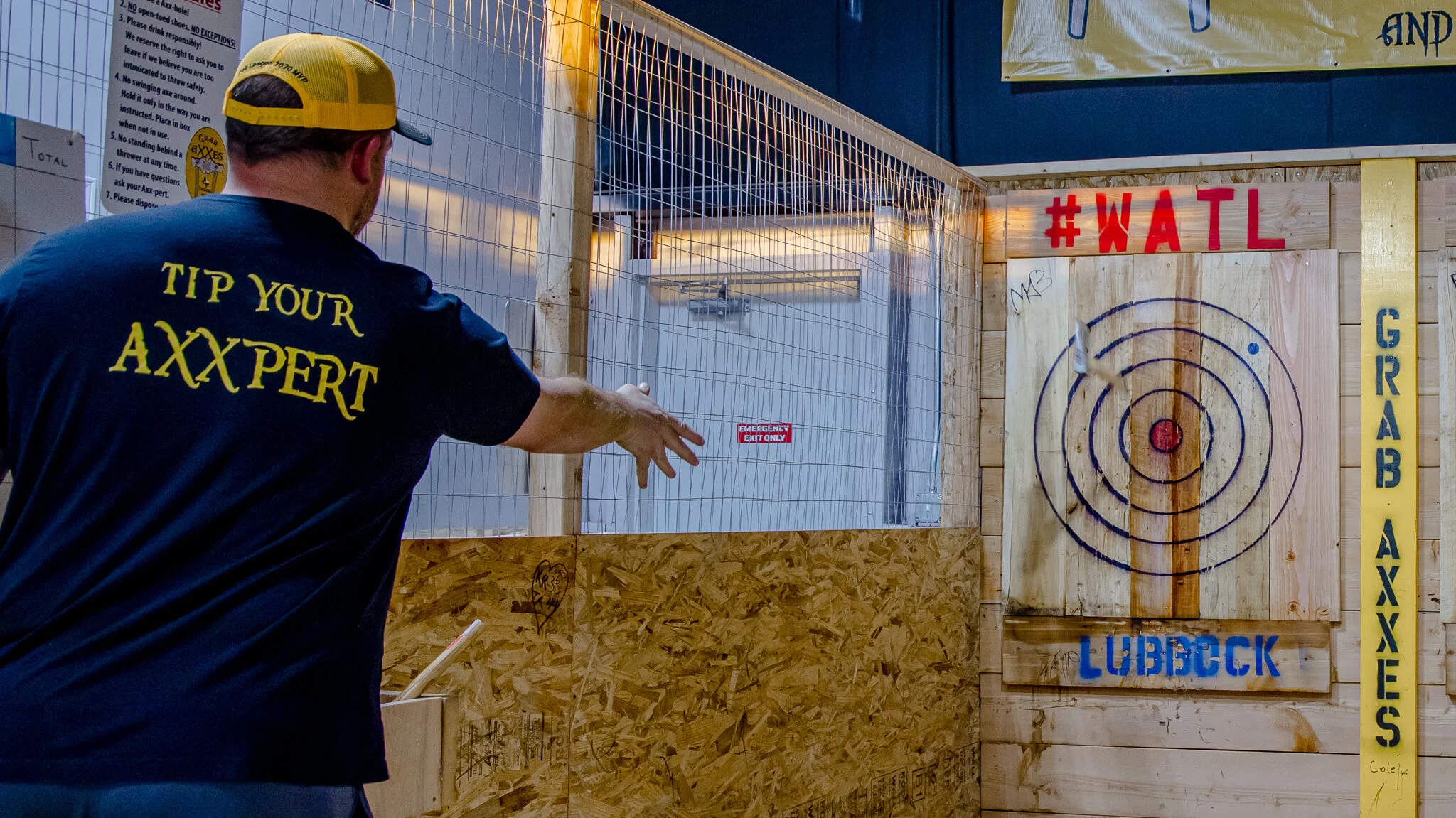 Grab Axxes - Axe Throwing Hall