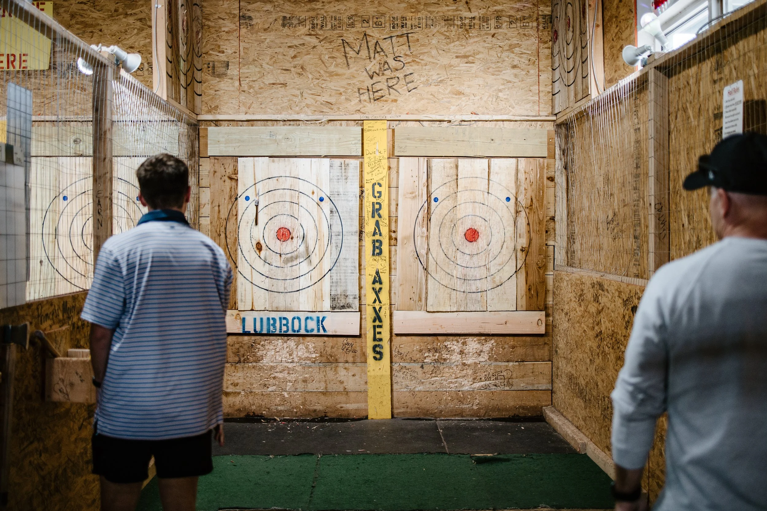 Grab Axxes - Axe Throwing Hall