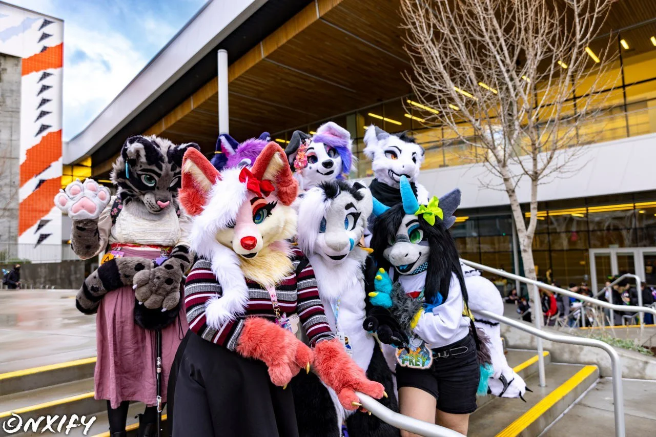 Conventions | Glitzy Fox Studios