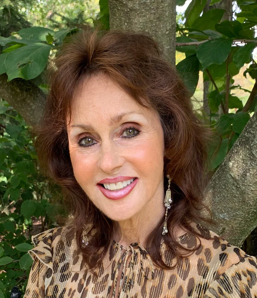 About — Rebecca Childers Caleel