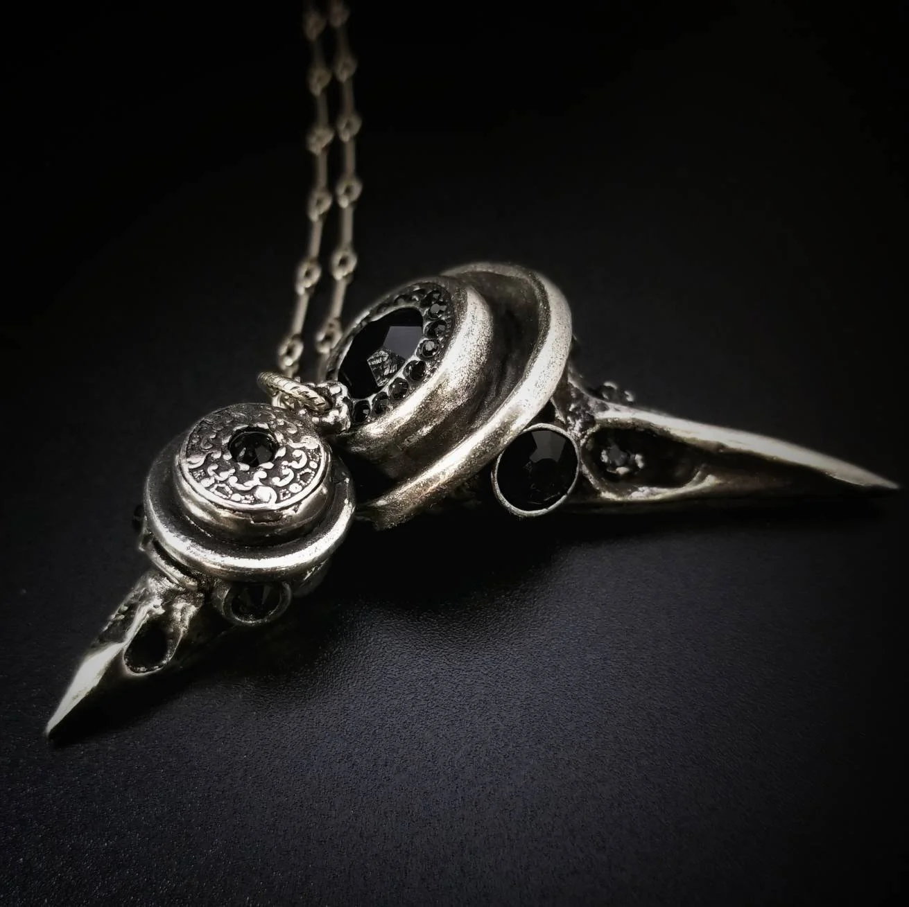 NYX Claw choker. Bird Claw Necklace | Martha Rotten