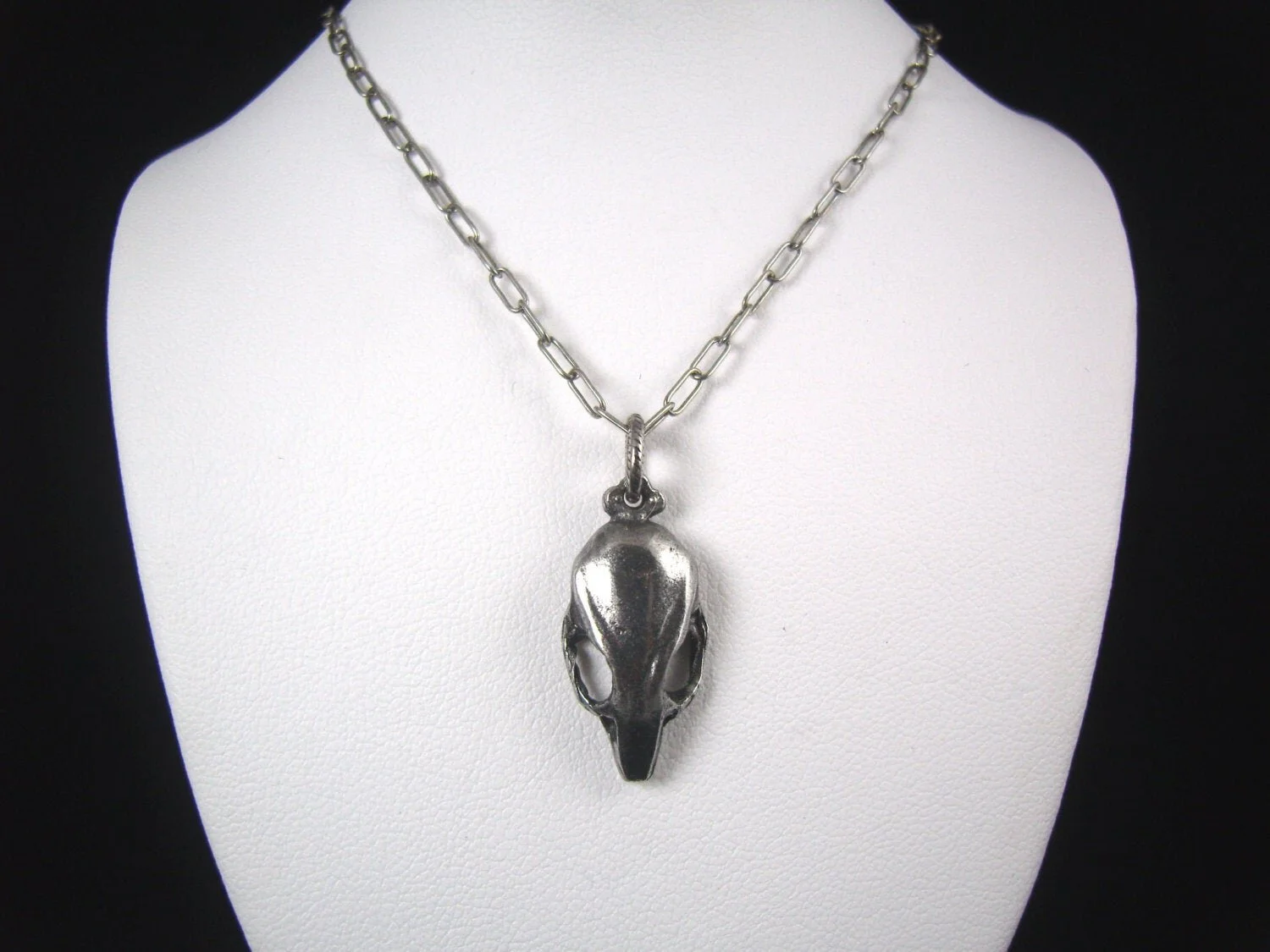 Anti-fascist pendant | Martha Rotten