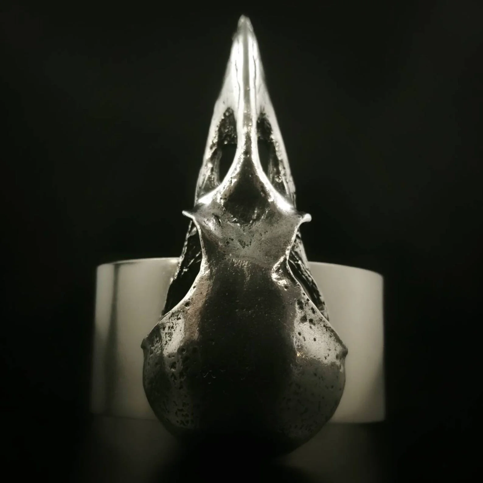 Tiny Skull Stretch Bracelet | Martha Rotten