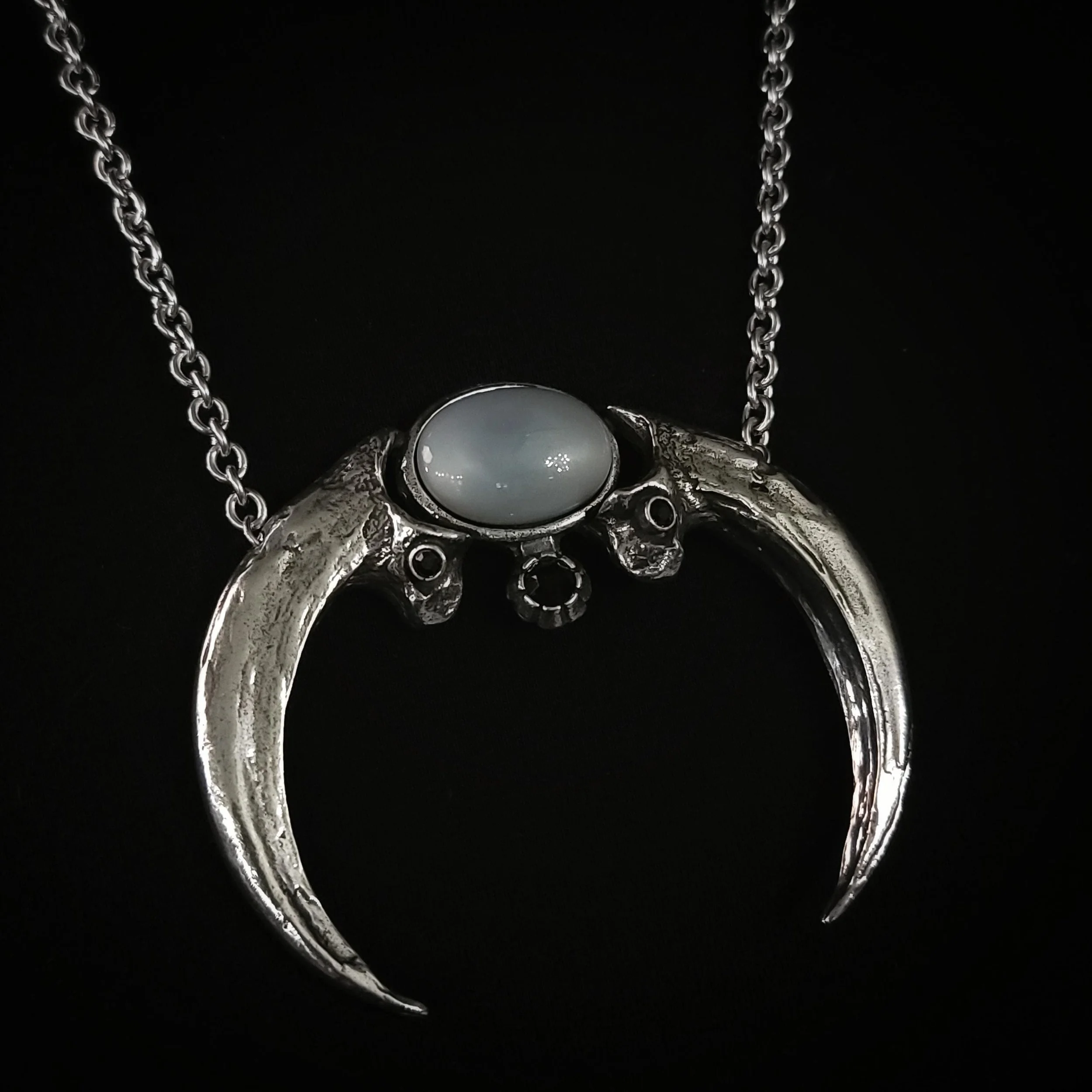 Prey Lariat. Claw Lariat Necklace | Martha Rotten