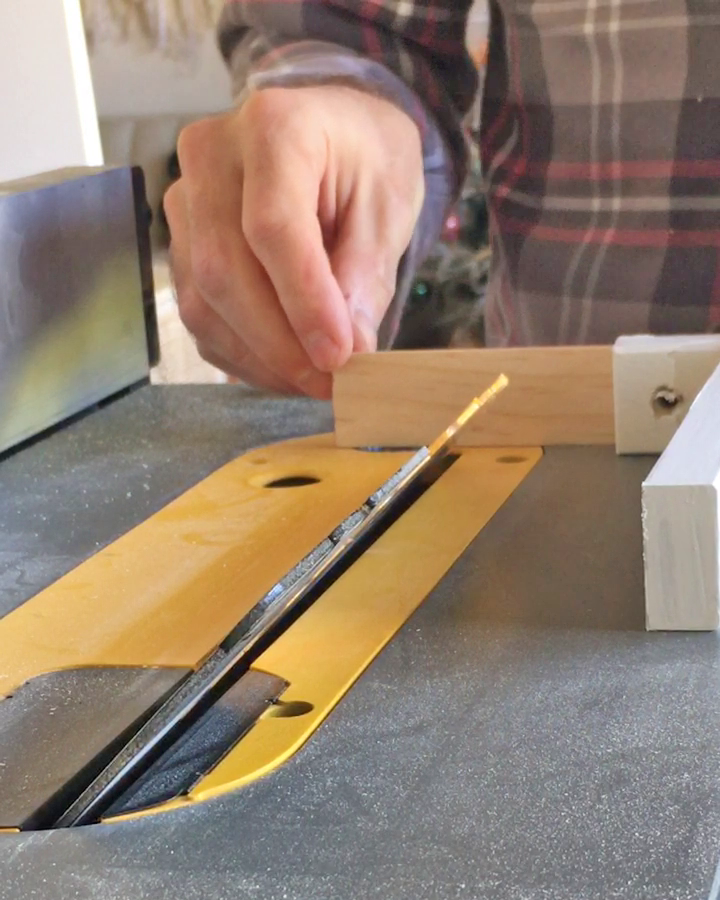 Arch Wall Moulding — HotPinkPineapples