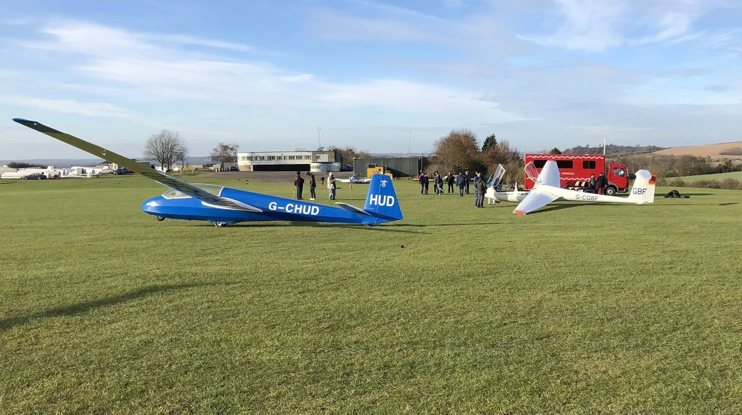 Join Us - Membership — London Gliding Club