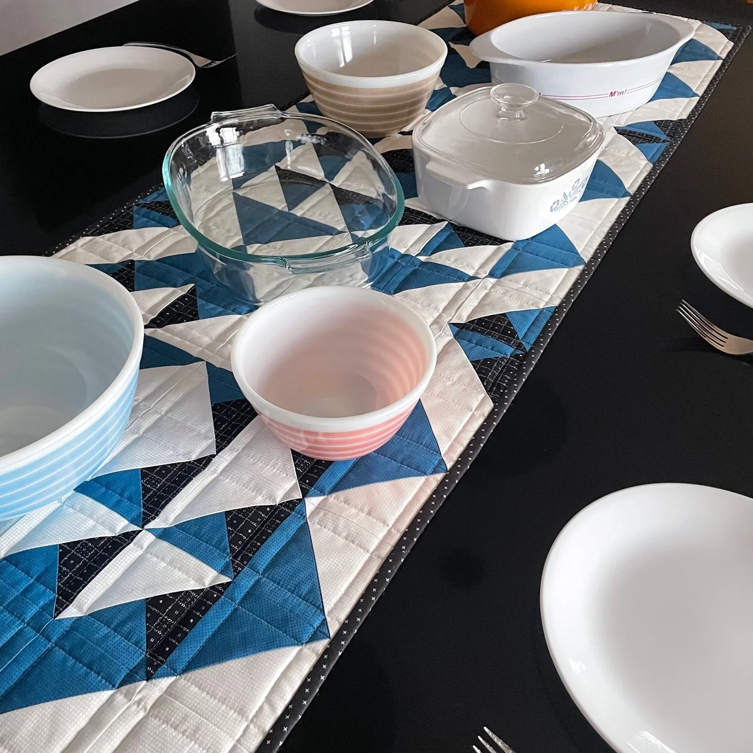 Hot Pad Table Runner — Blue Door Quilting