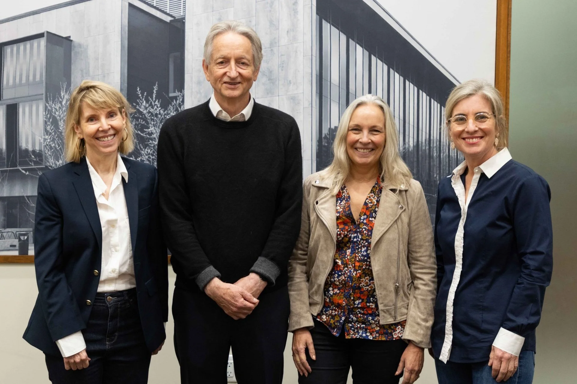 Geoffrey Hinton fields questions from scholars, students during ...