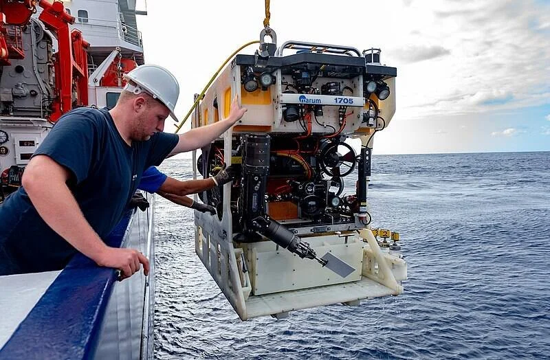 What Is a Subsea DVR with Overlay and How Does it Work? — SubC Imaging