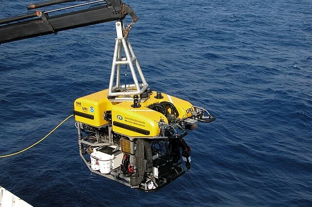 How Subsea Remotely Operated Vehicles (ROVs) Work For Ocean Research ...