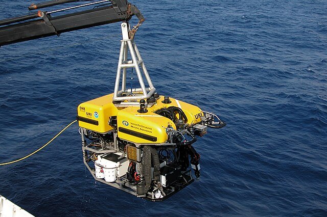 How Subsea Remotely Operated Vehicles (ROVs) Work For Ocean Research ...