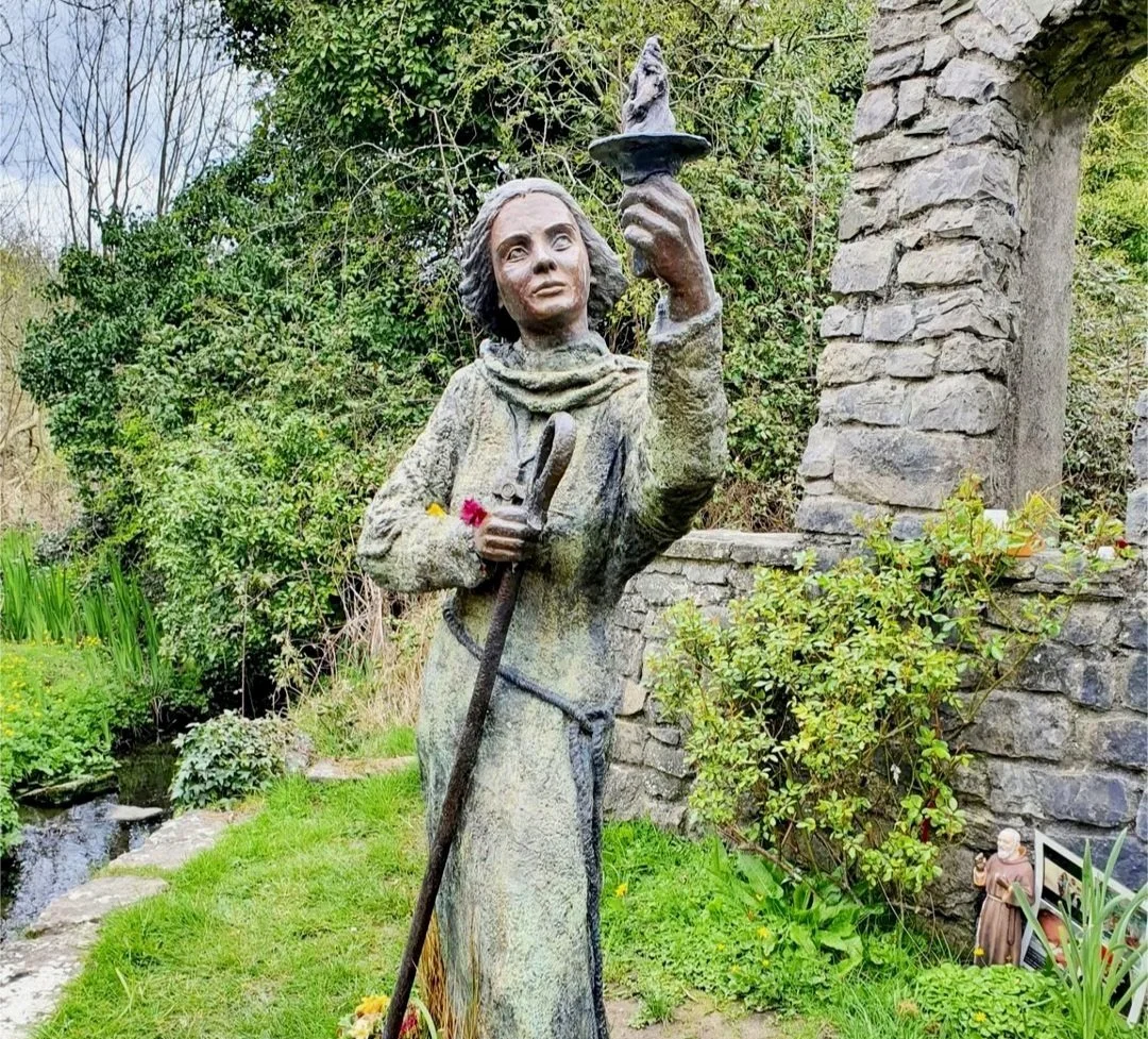 Brigid's Flame: Awakening the Spirit of the Celtic Lands Within You ...