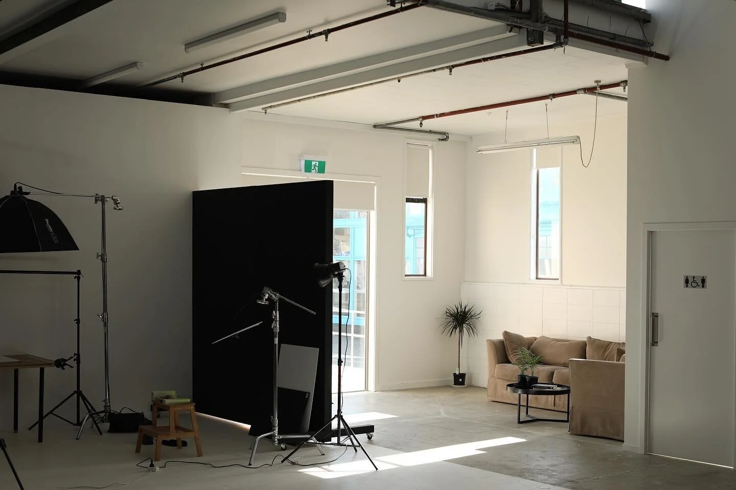 Contact | Lumiere Creative Production Studio | Product Photography ...