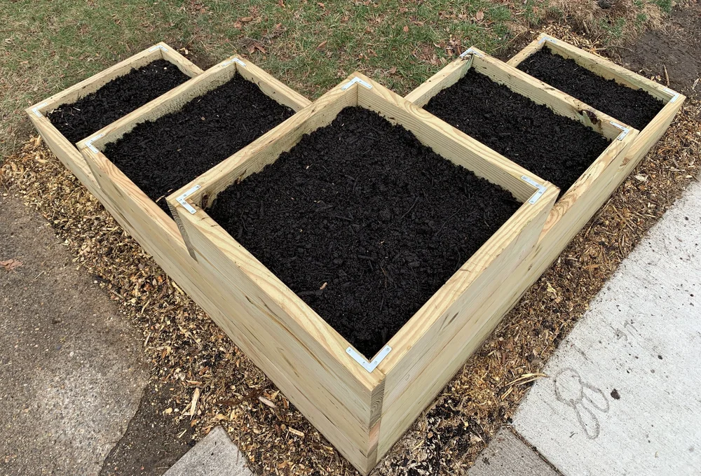 Compost & Mulch Delivery — Detroit Garden & Compost