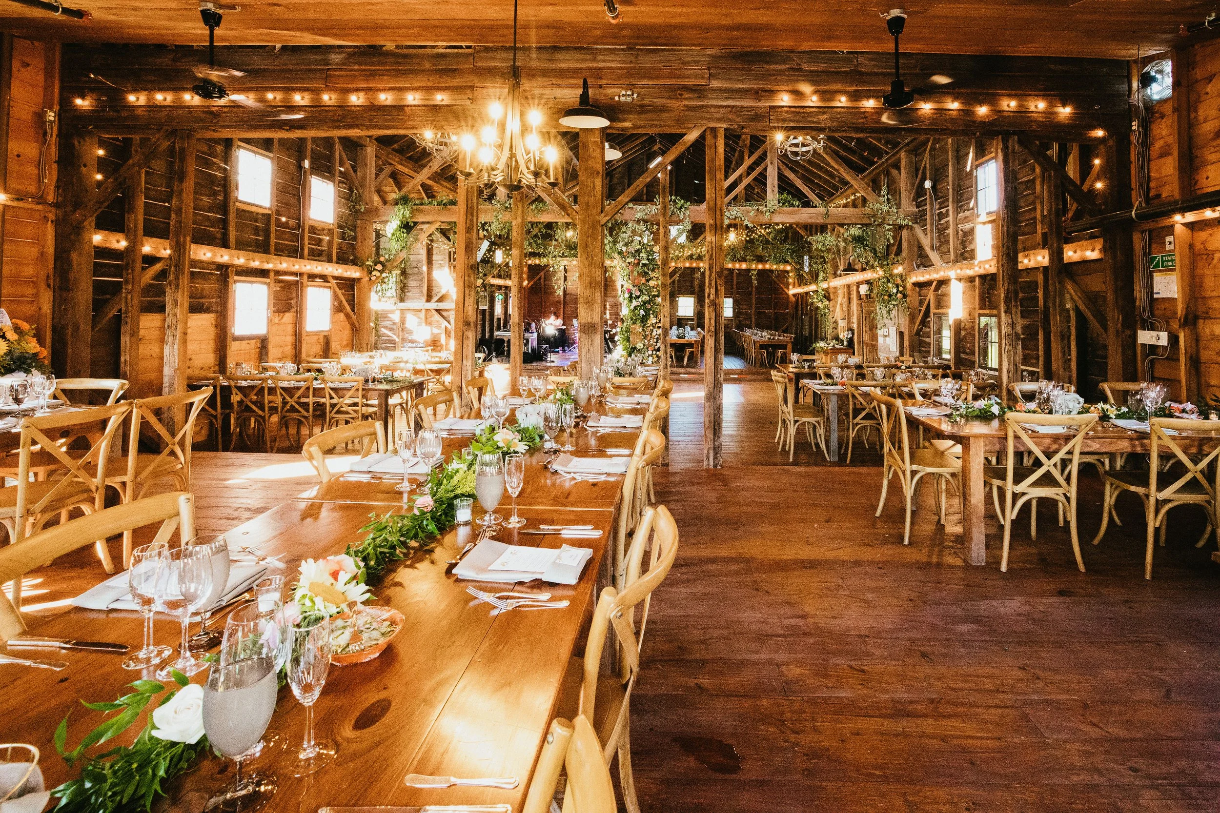 Hudson Valley Rustic Dream Barn Wedding — Erin Davies Wedding Consultancy