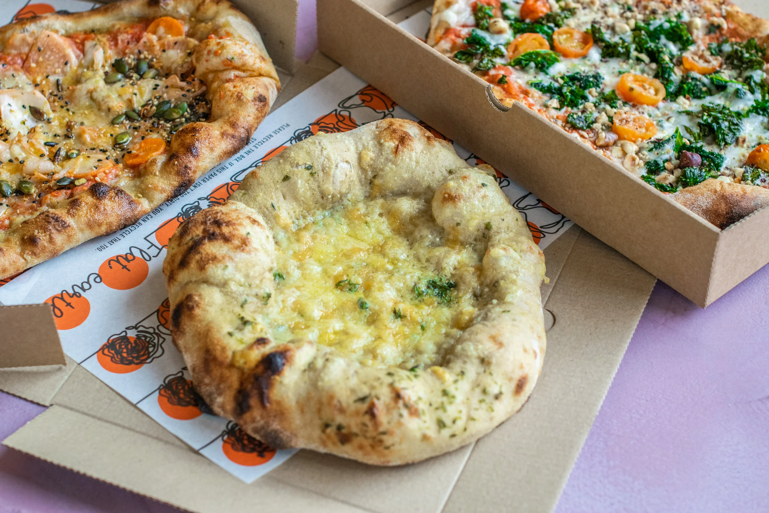 Flat Earth Pizzas Cambridge Heath - Vegan & Vegetarian