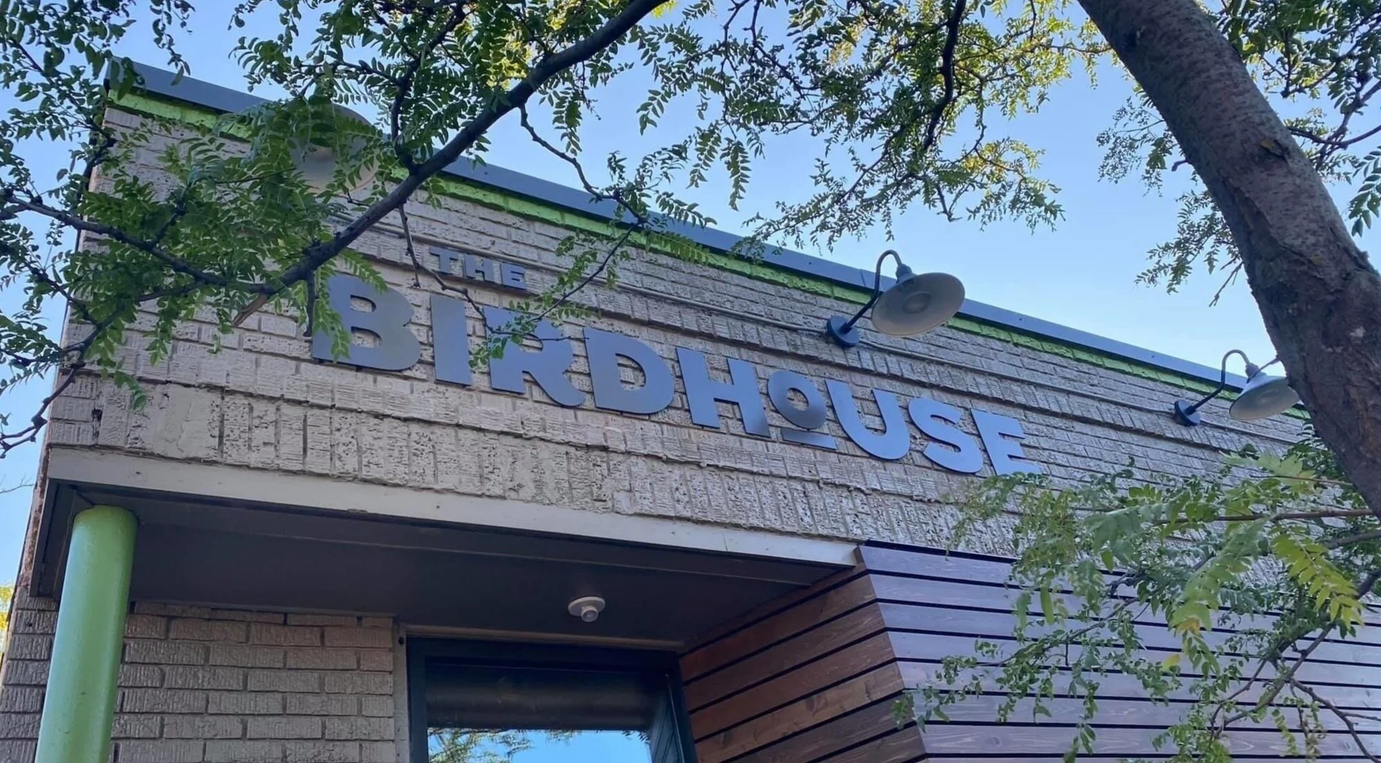 Birdhouse Eat & Drink