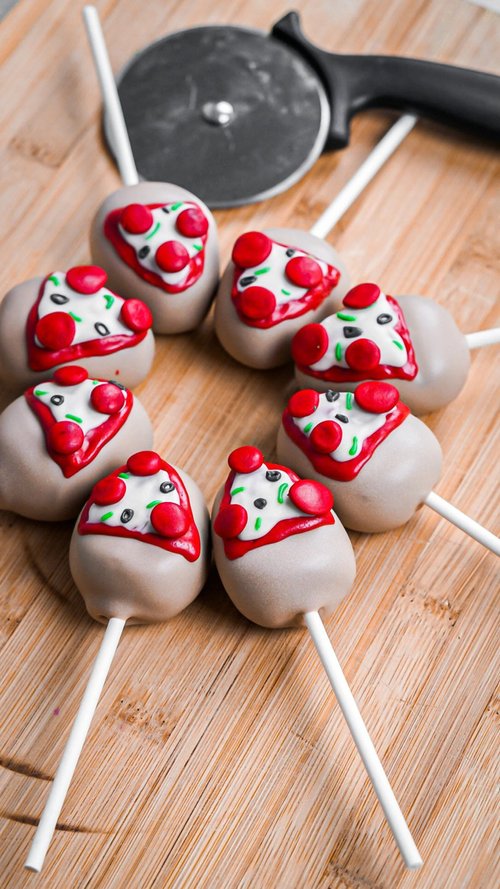Pizza Themed Rehearsal Dinner Ideas & Inspiration — Wedding Rehearsal ...