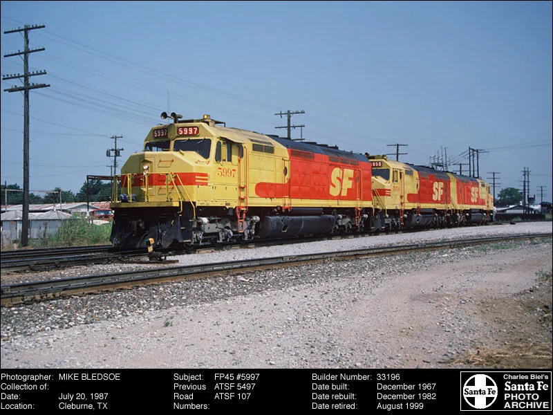 Santa Fe FP45 — Museum of the American Railroad