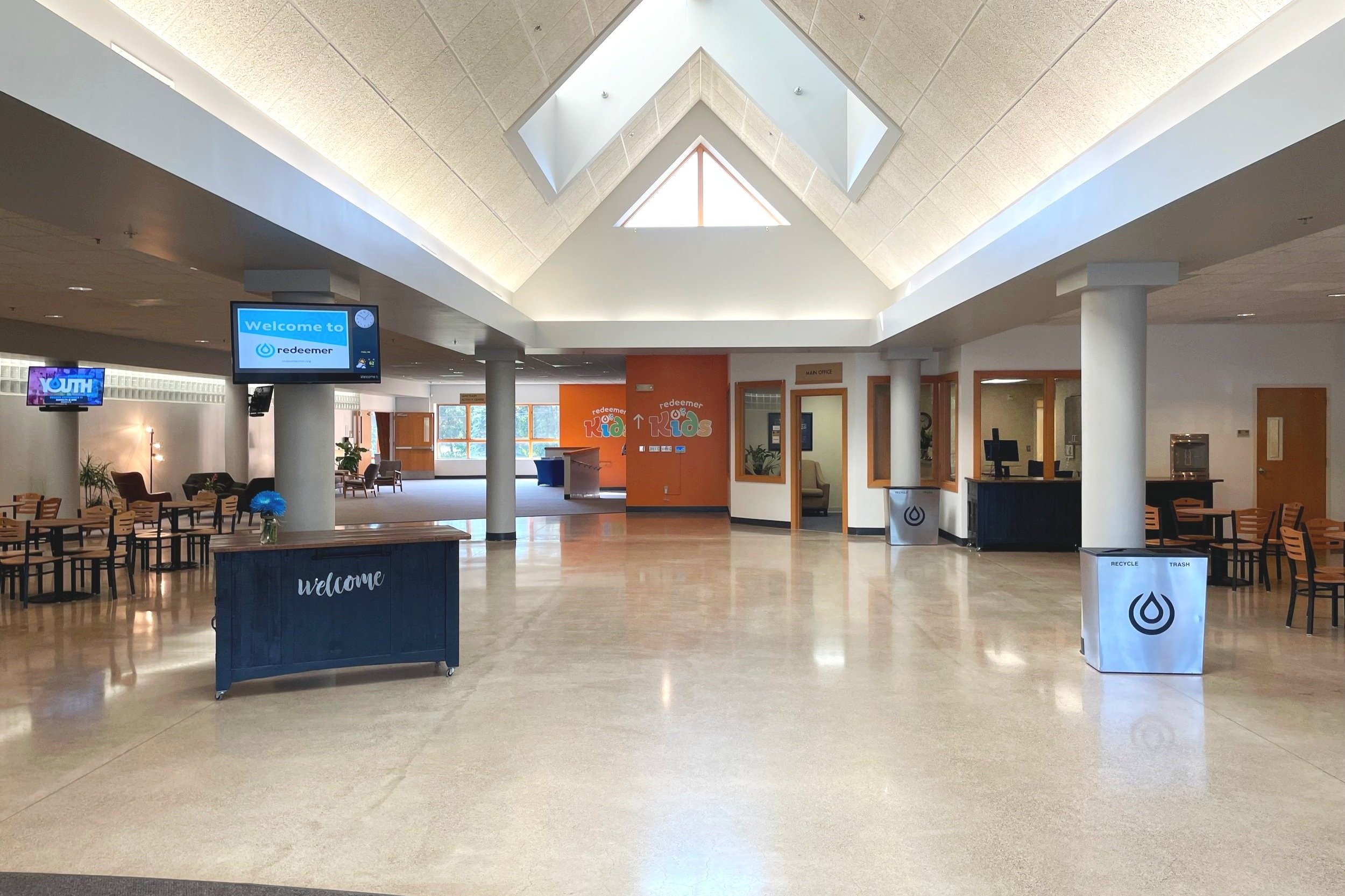 Sundays at Redeemer — Redeemer