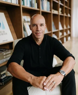 About Greg Hoffman | Former Nike CMO & Brand Innovator — The Modern Arena