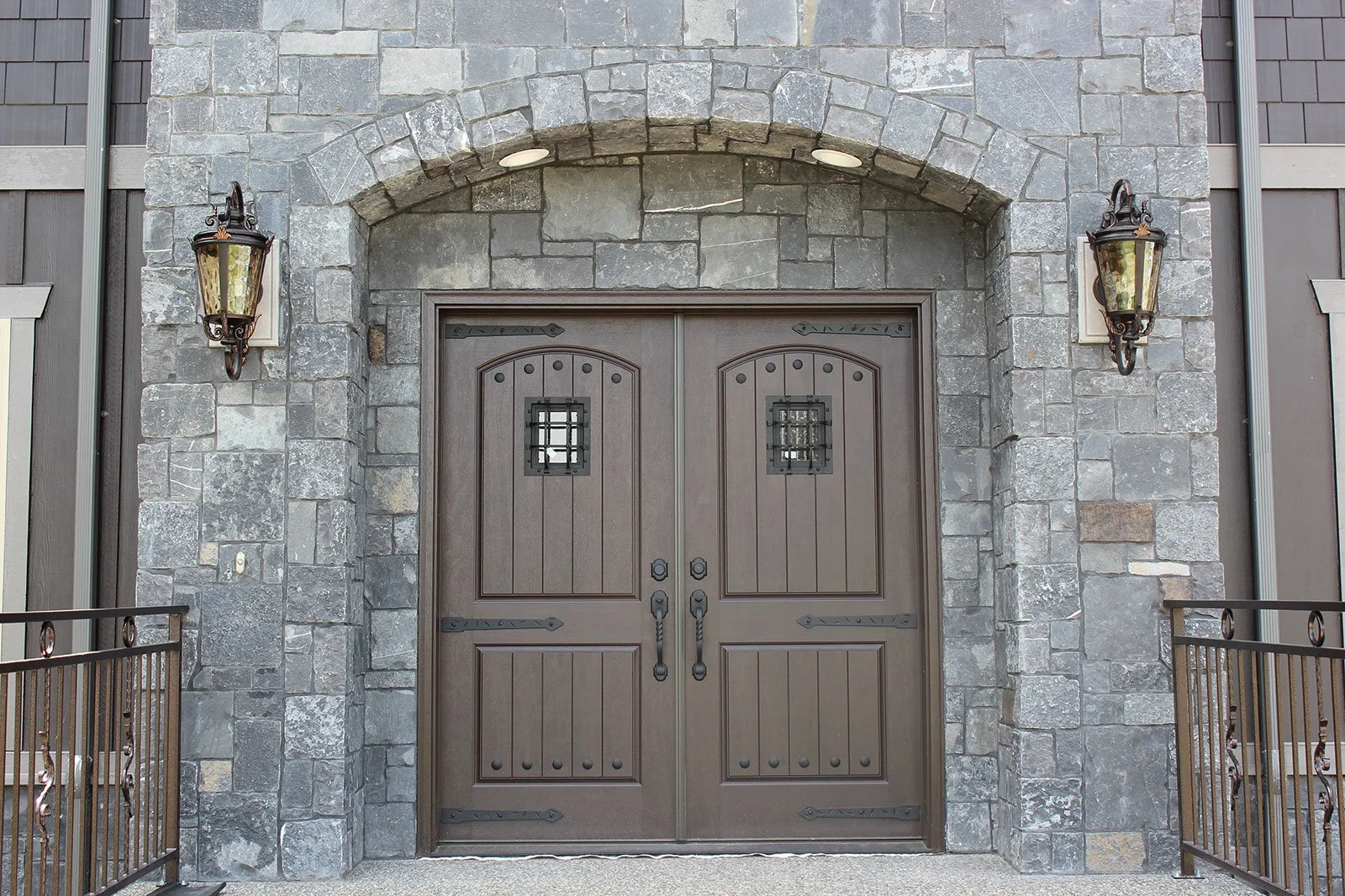 BLACK RUNDLE CASTLESTONE — Pangaea® Natural Stone