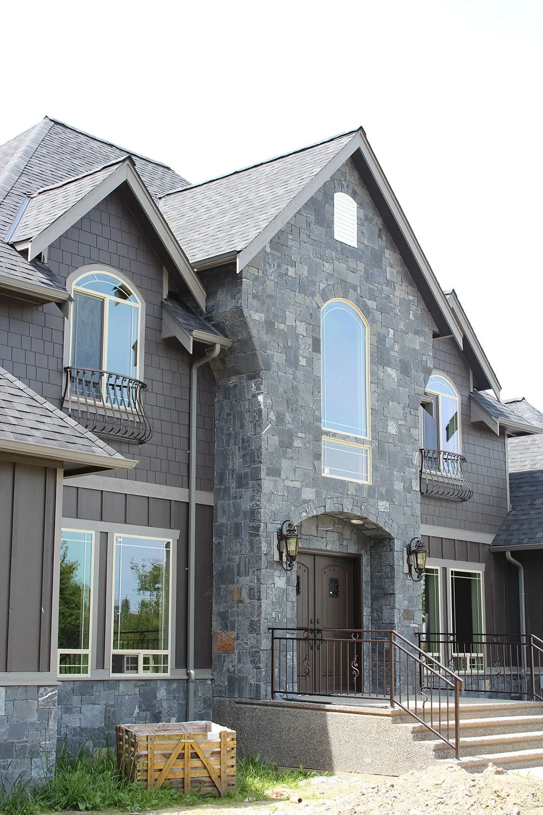 BLACK RUNDLE CASTLESTONE — Pangaea® Natural Stone