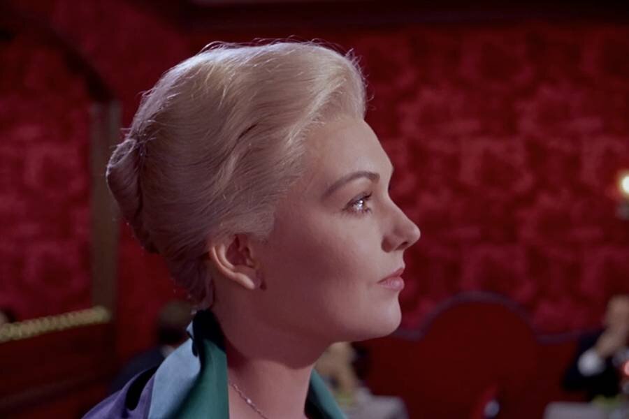 Kim Novak’s Wardrobe in Vertigo makes her the Ultimate Hitchcock Blonde ...